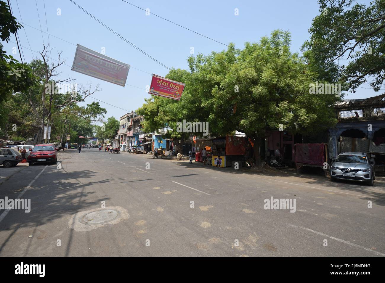 Sarsaiya Ghat road. Kanpur, Uttar Pradesh, India Stock Photo - Alamy Sarsaiya Ghat road. Kanpur, Uttar Pradesh, India Stock Photo - Alamy