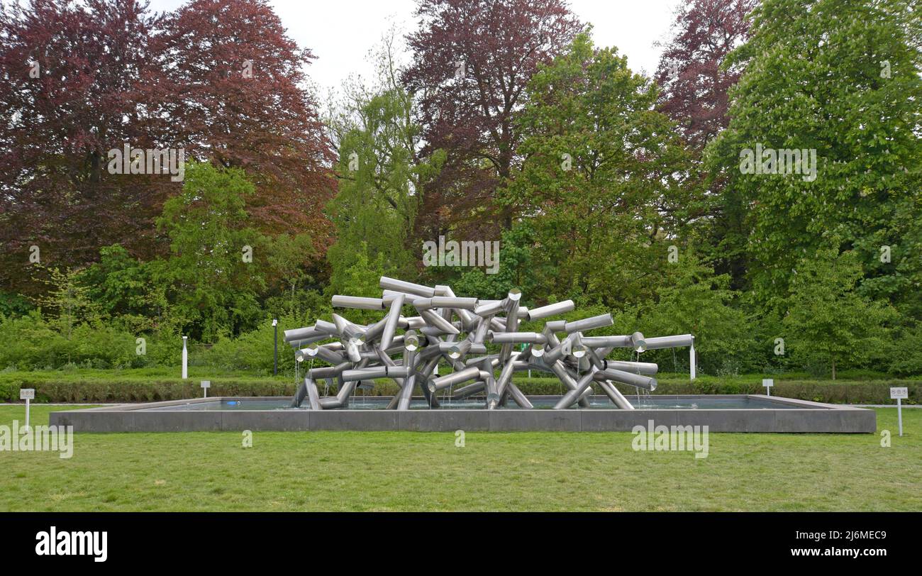 Kinetic water sculpture by artist Pol Bury at the Provincehuis ...