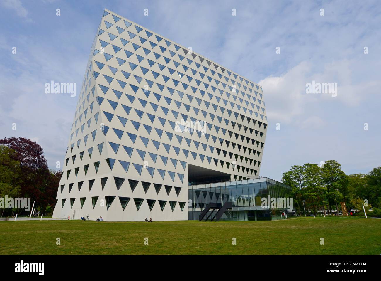 Provincial Government Building on Koningin Elisabethlei in Antwerp ...