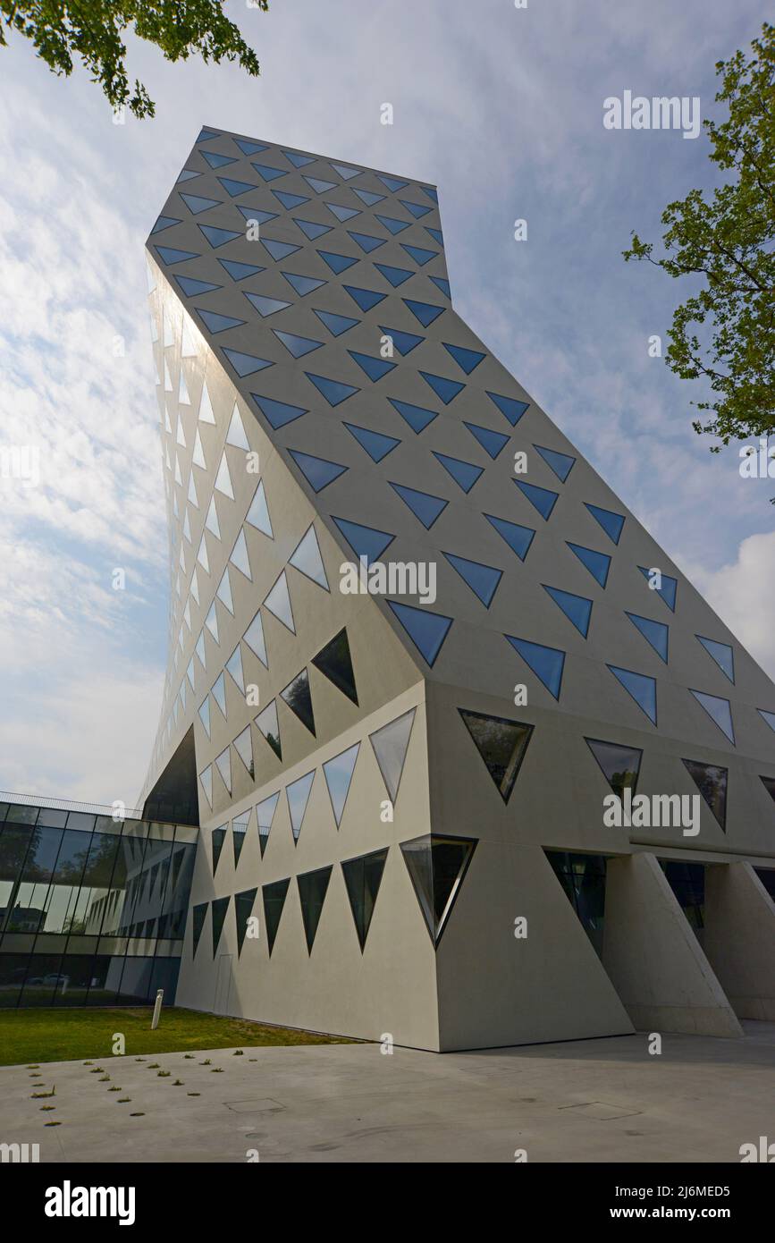 Provincial Government Building on Koningin Elisabethlei in Antwerp ...