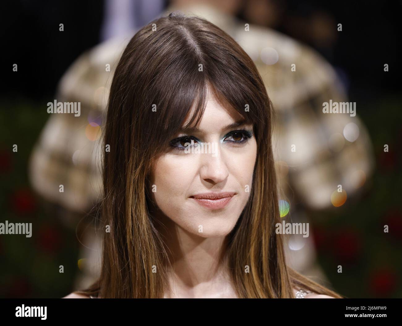 Daisy Bishop's Instagram, Twitter & Facebook on IDCrawl