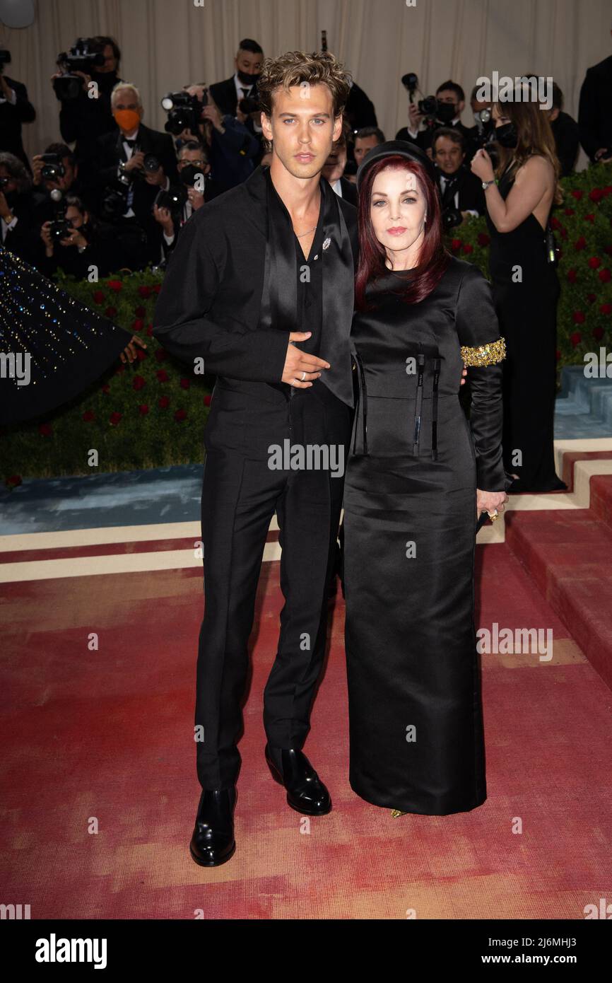 New York, USA. 02nd May, 2022. Priscilla Presley and Austin Butler ...