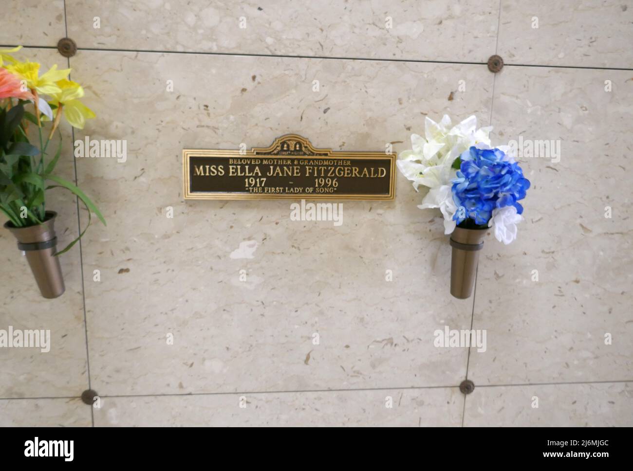 Ella Fitzgerald Grave