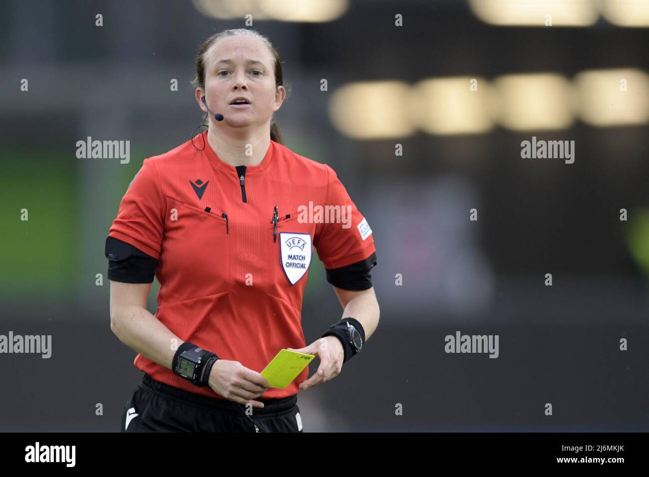 WOLFSBURG - Referee Cheryl Foster during the Women's Champions League ...