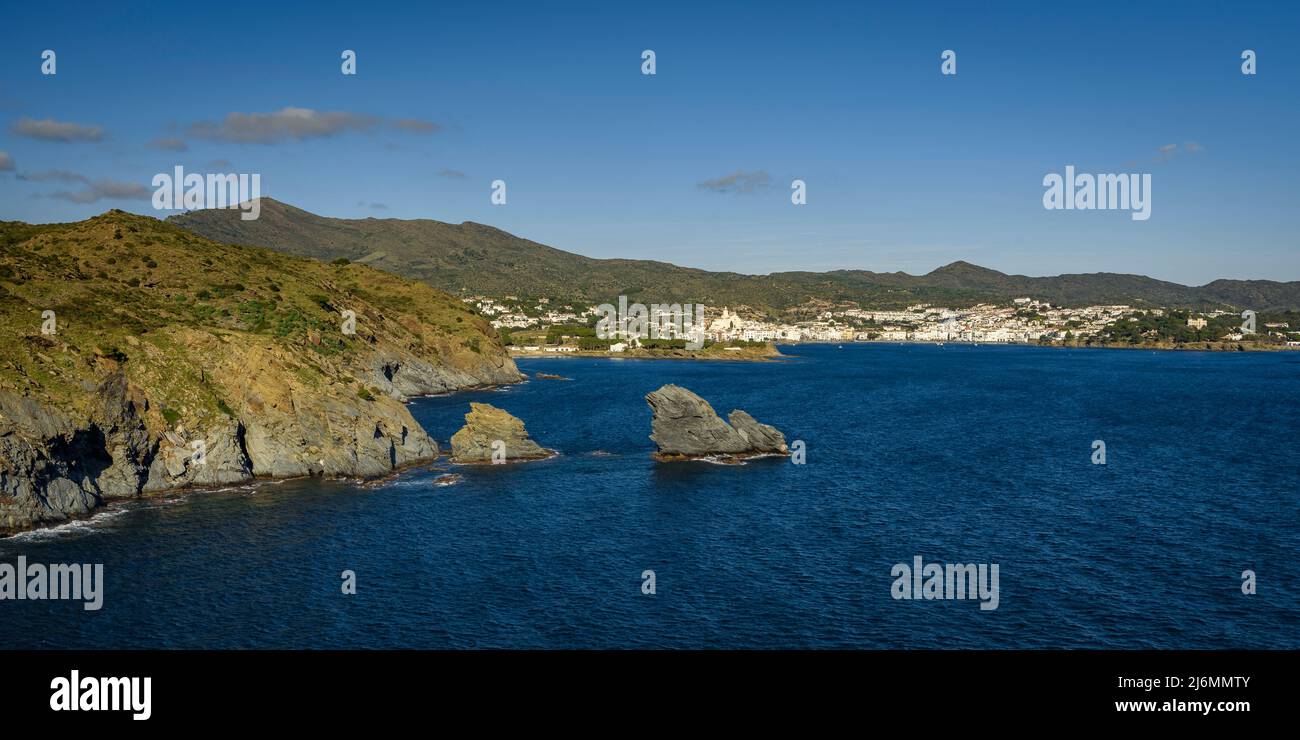 Cadaqués bay seen from the Cala Nans lighthouse (Empordà, Cap de Creus ...