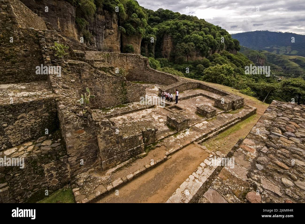 Templo tigre hi-res stock photography and images - Alamy