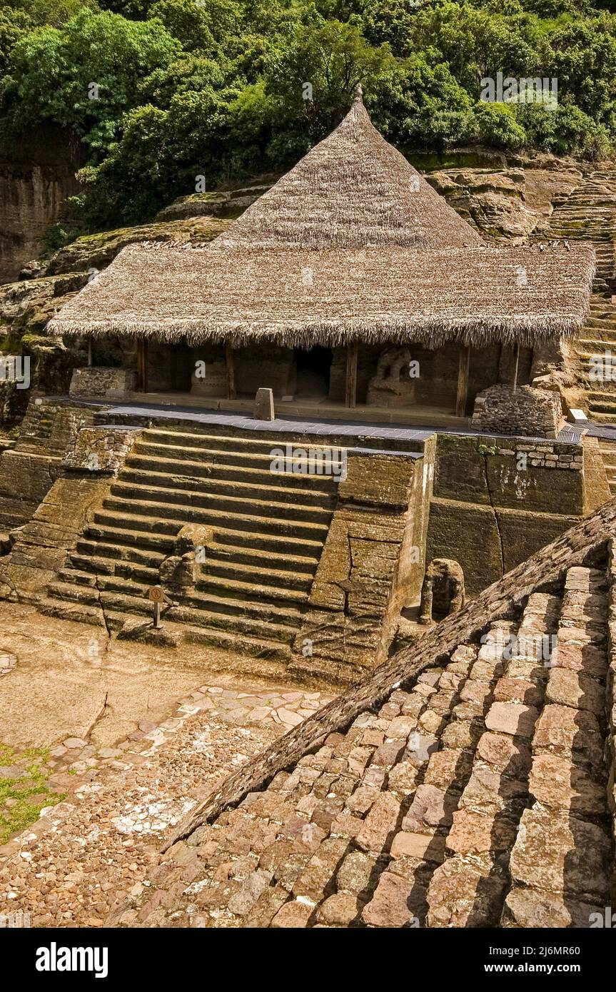 Templo azteca hi-res stock photography and images - Alamy