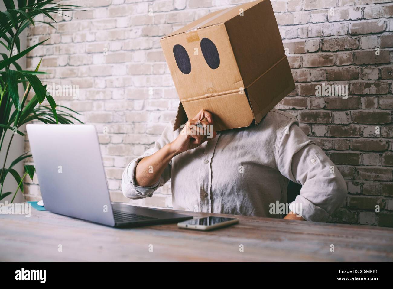 Online mobbing hi-res stock photography and images - Alamy