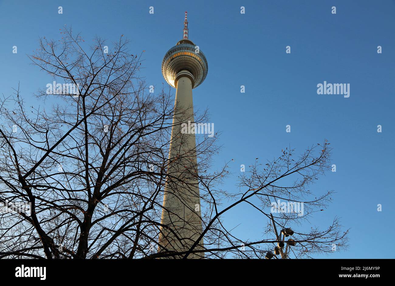 Behind tv tower hi-res stock photography and images - Alamy