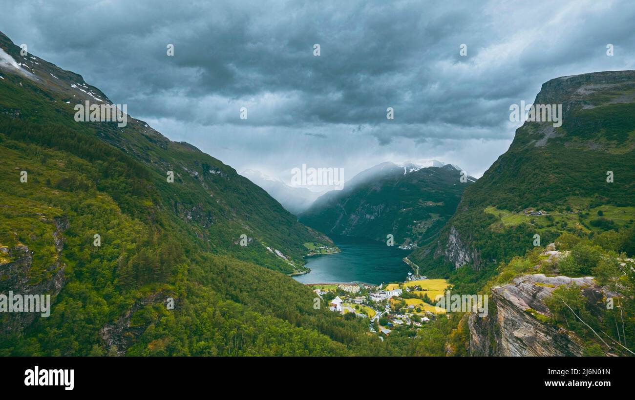 Geirangerfjord 4k hi-res stock photography and images - Alamy