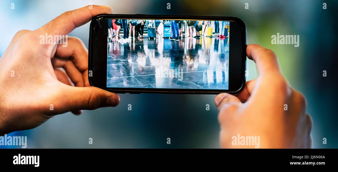 Waiting picture hi-res stock photography and images - Alamy