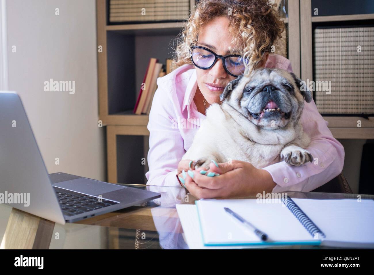 Work friend hi-res stock photography and images - Alamy