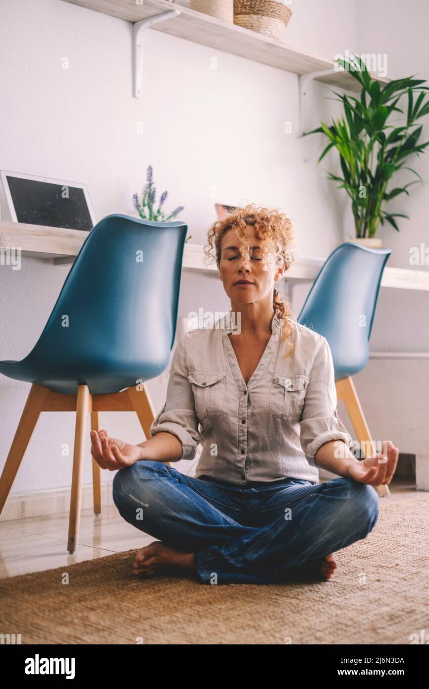 Sitting position workstation hi-res stock photography and images - Alamy