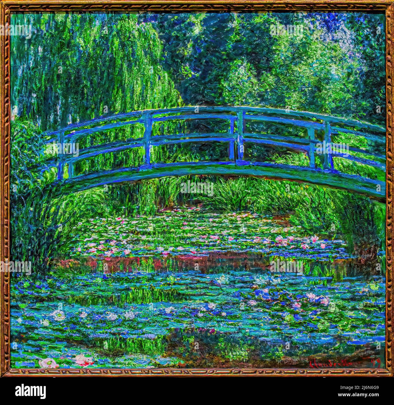 Claude monet japanese footbridge hi-res stock photography and images ...