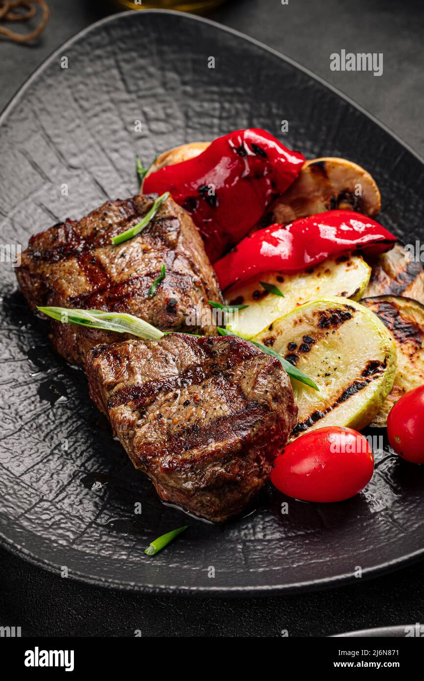 Steak mignon hi-res stock photography and images - Alamy