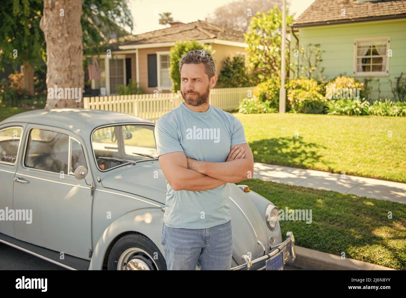 Man standing outdoor hi-res stock photography and images - Alamy