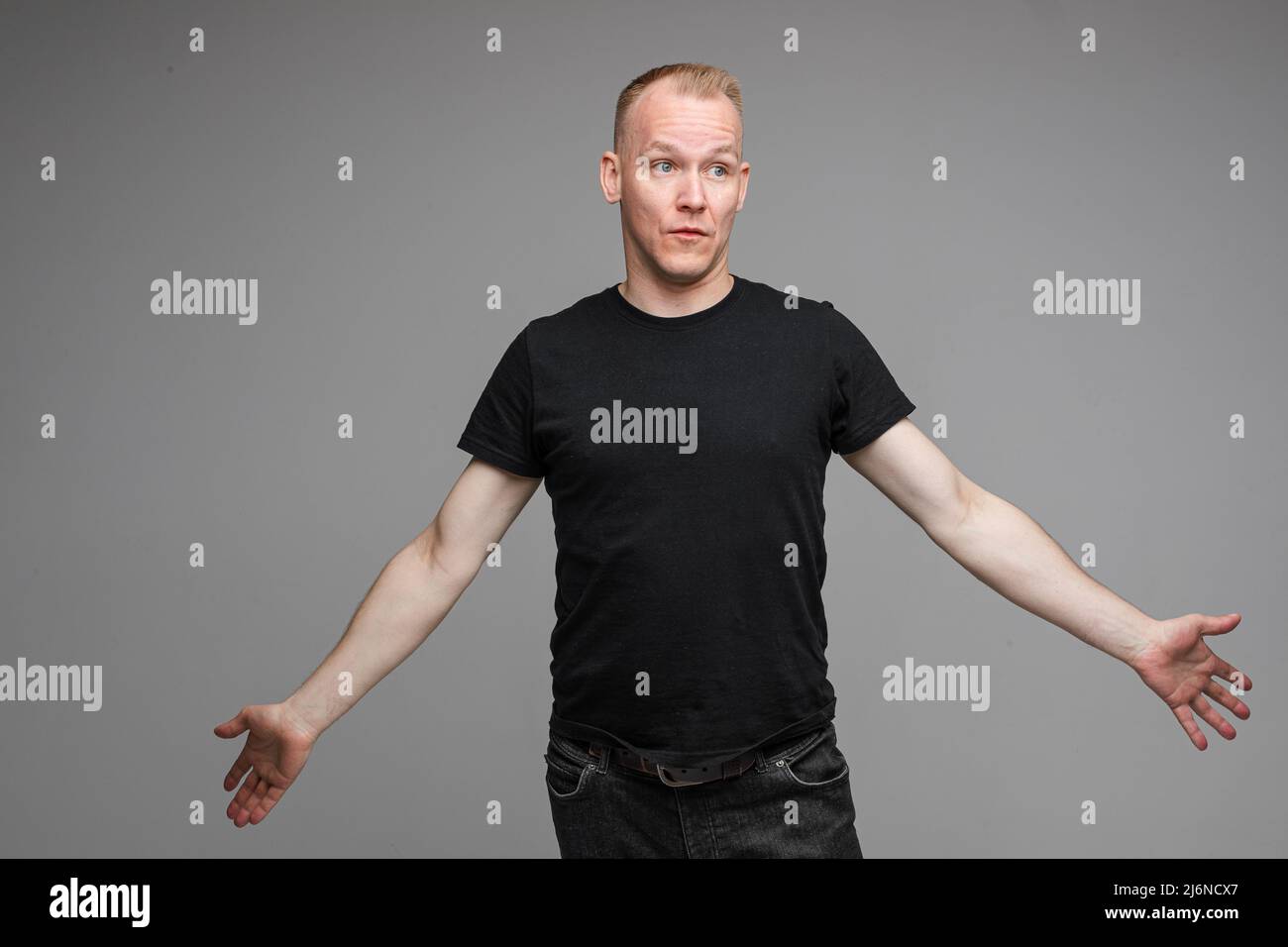 Widespread arms hi-res stock photography and images - Alamy
