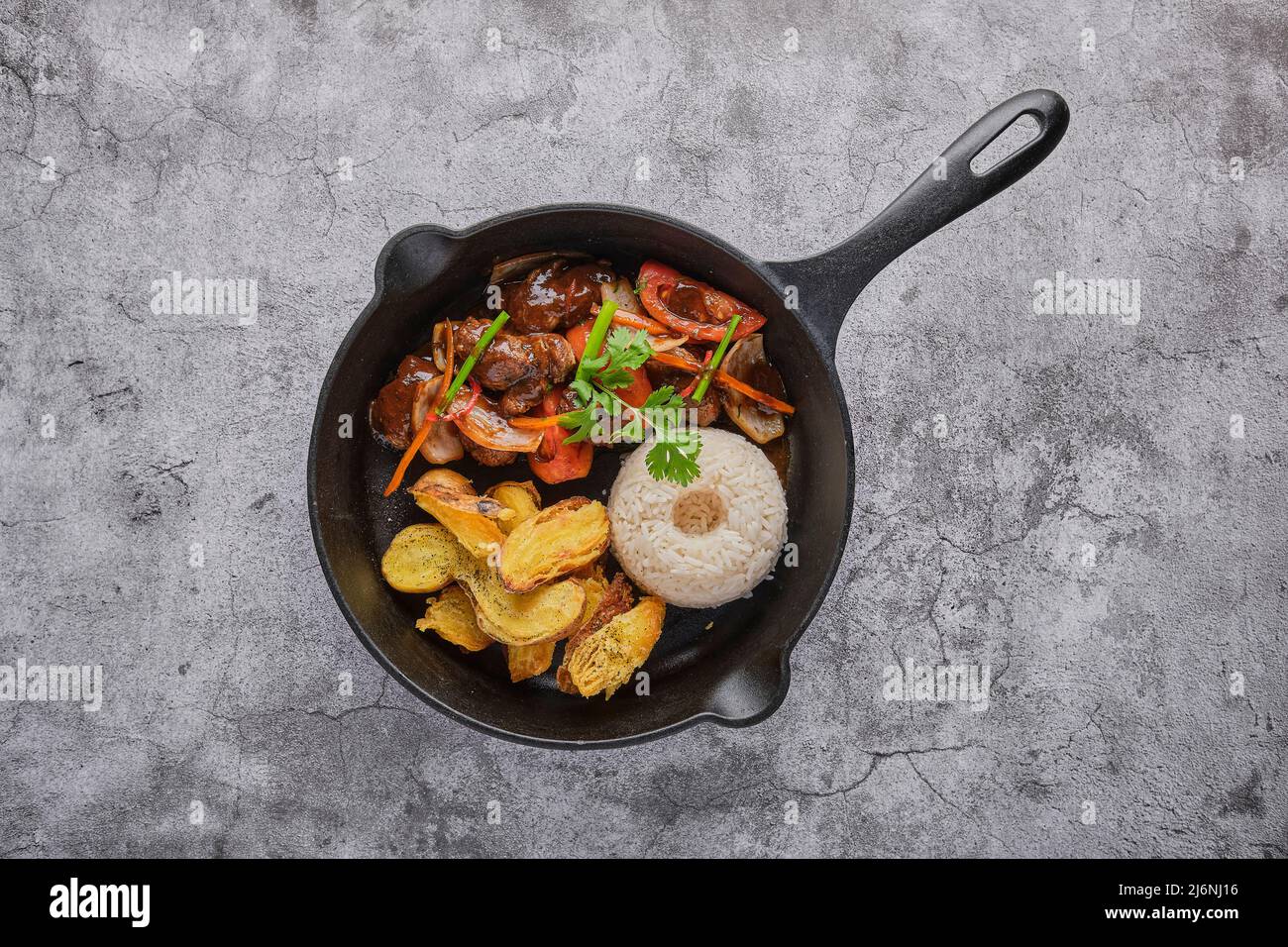 Peruvian d food - Lomo saltado - beef tenderloin with purple onion ...