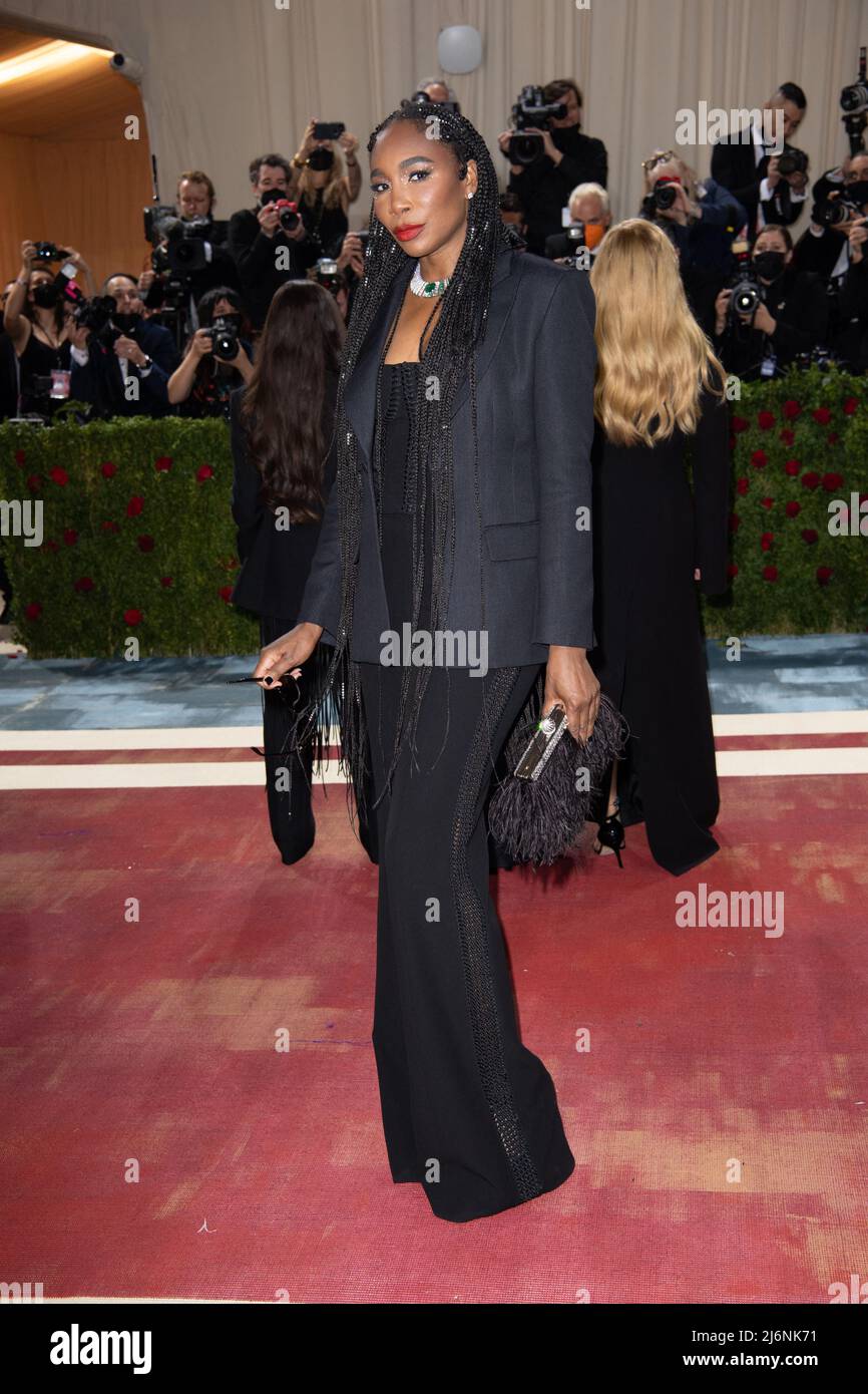Venus Williams attends The 2022 Met Gala Celebrating "In America: An ...