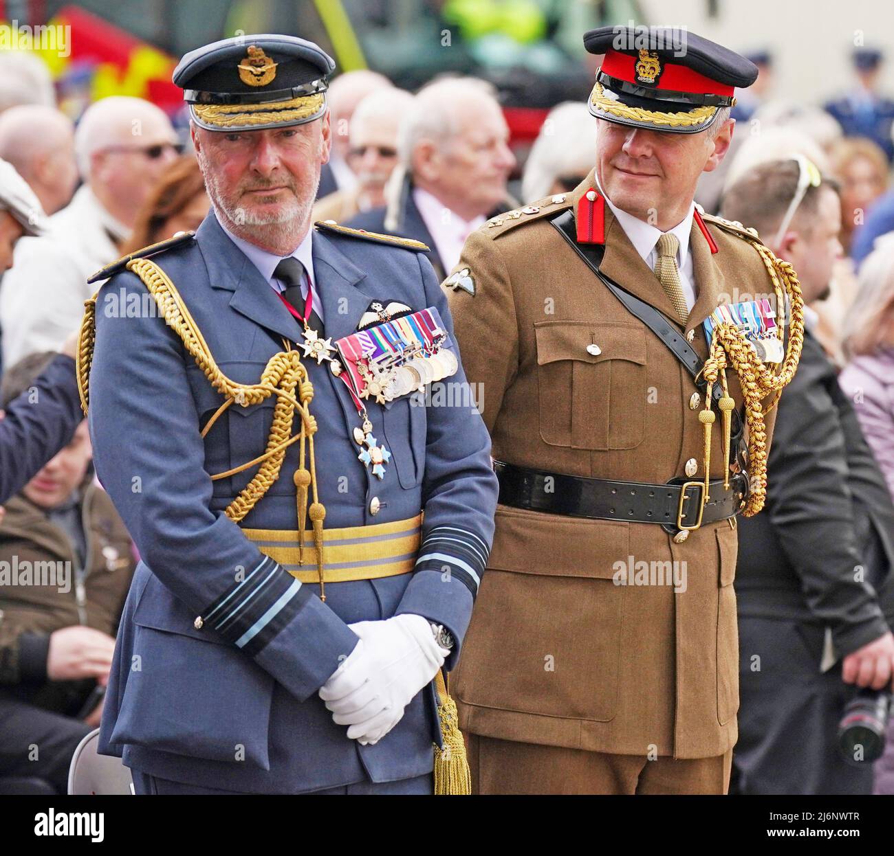 L-R RAF Air Marshall Sean Reynolds and Defence Attachet Col Sean Grant ...