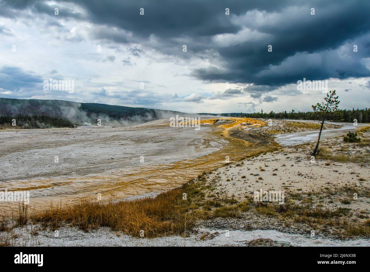 Classic Landscapes of the USA - The Yellowstone Tectonic Basin Stock ...