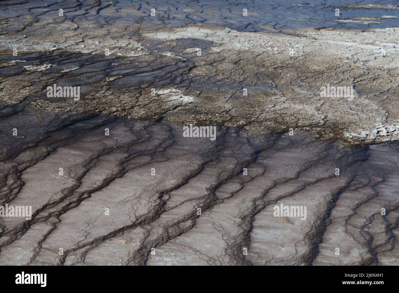 Yellowstone tectonic basin hi-res stock photography and images - Alamy