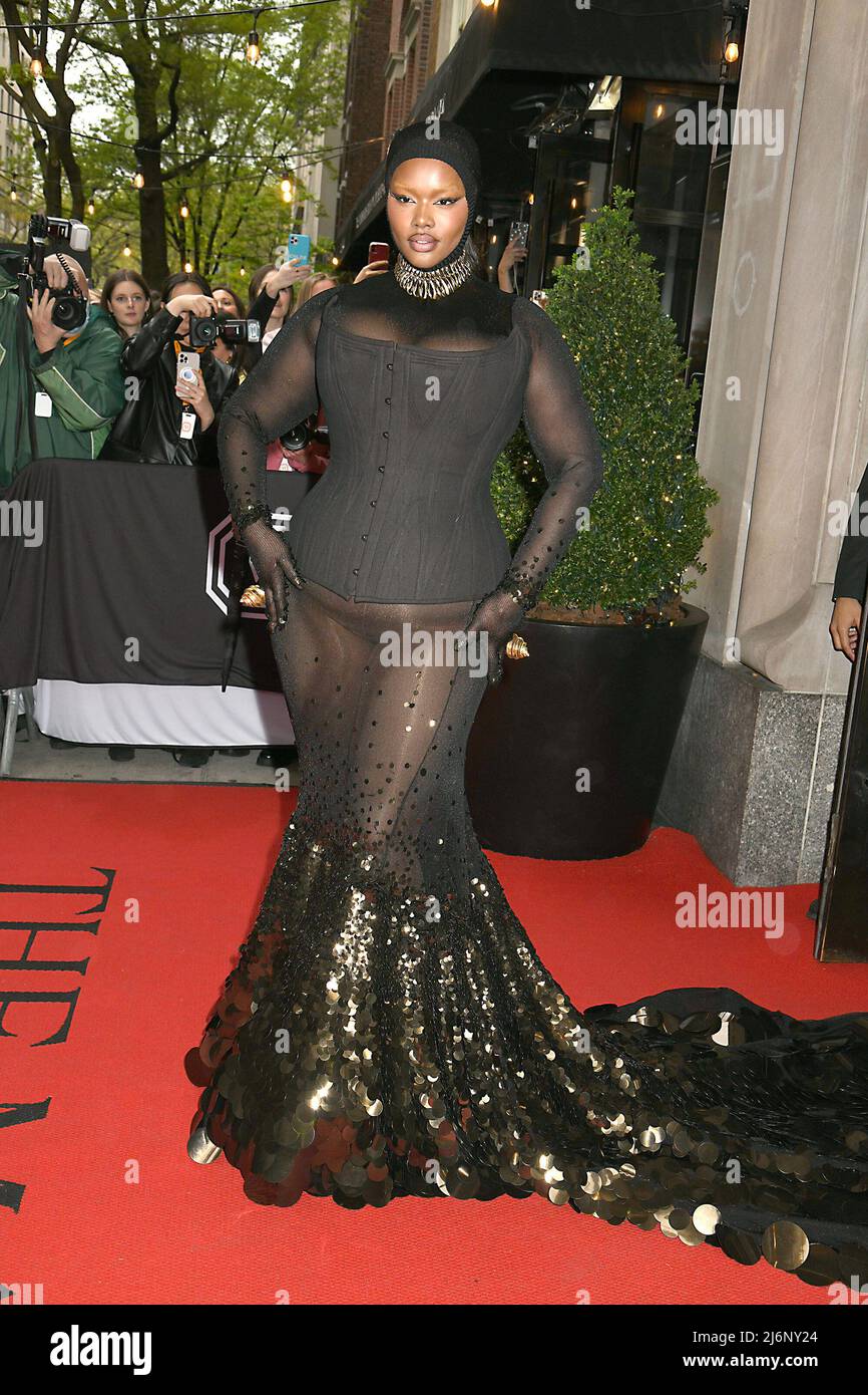 Precious poses for photographers at Departures from The Mark Hotel to ...