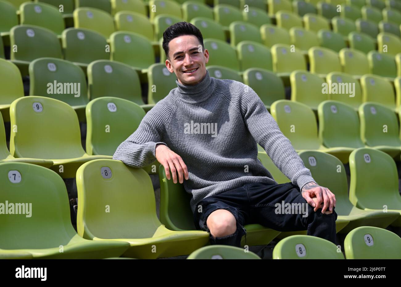 03 May 2022, Bavaria, Munich: Marcel Nguyen, apparatus gymnastics ...