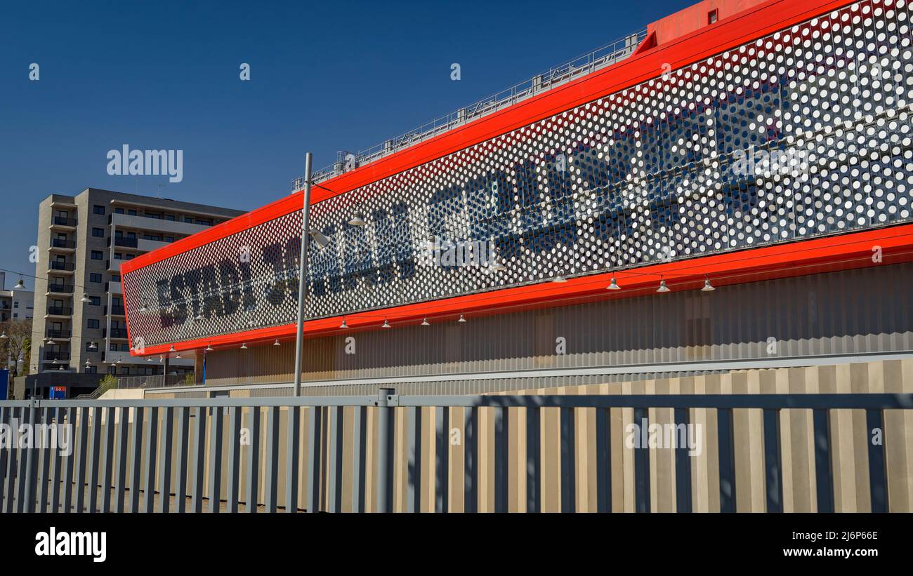 Exterior of the Johan Cruyff stadium in the FC Barcelona training ...