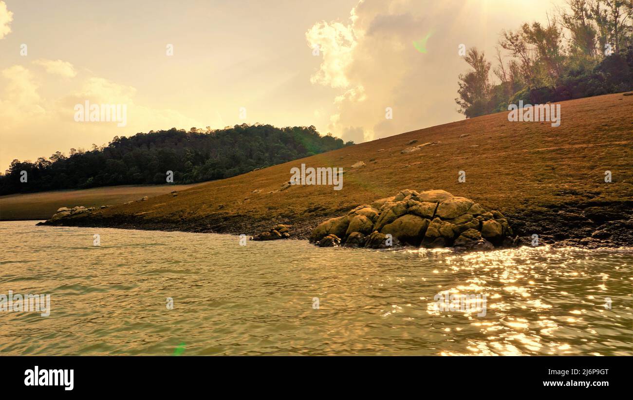 Beautiful view of Pykara Lake, Ooty, Tamilnadu during sunset. Awesome ...