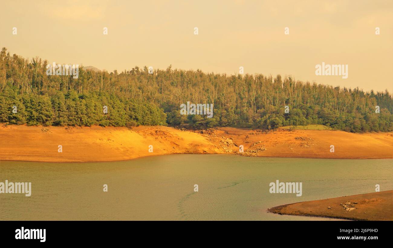 Beautiful view of Pykara Lake, Ooty, Tamilnadu during sunset. Awesome ...