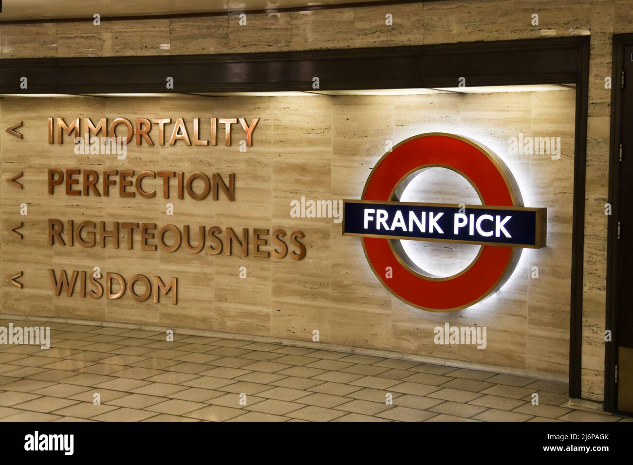 Frank pick art installation hi-res stock photography and images - Alamy