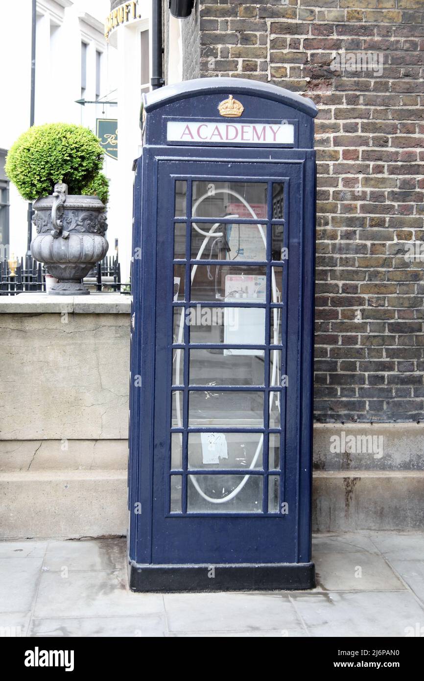 Blue k2 phone box hi-res stock photography and images - Alamy