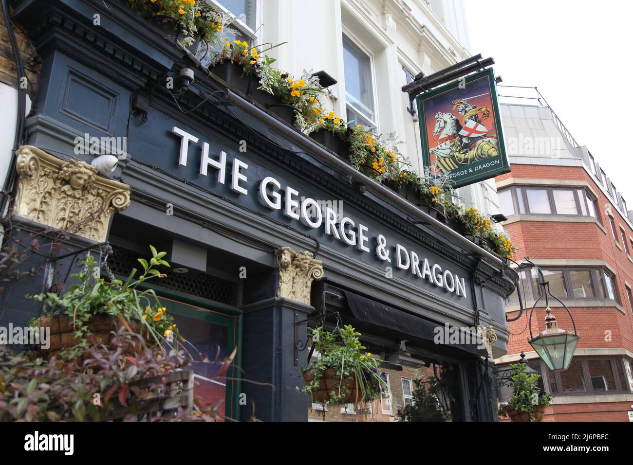 The George & Dragon Fitzrovia public house 'pub' on Cleveland Street ...