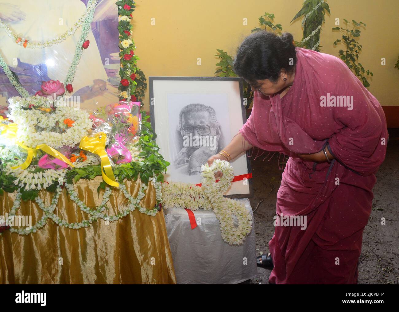 India: 02/05/2022, Satyajit Ray's 101th birthday anniversary was ...