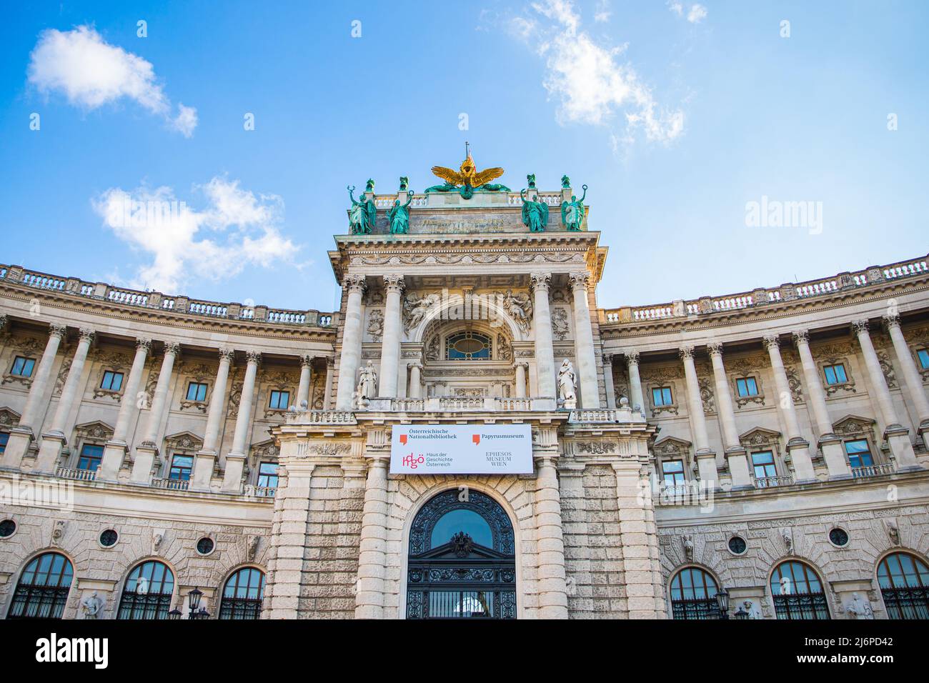Front panoramic view of the Austrian National Library on a sunny day ...