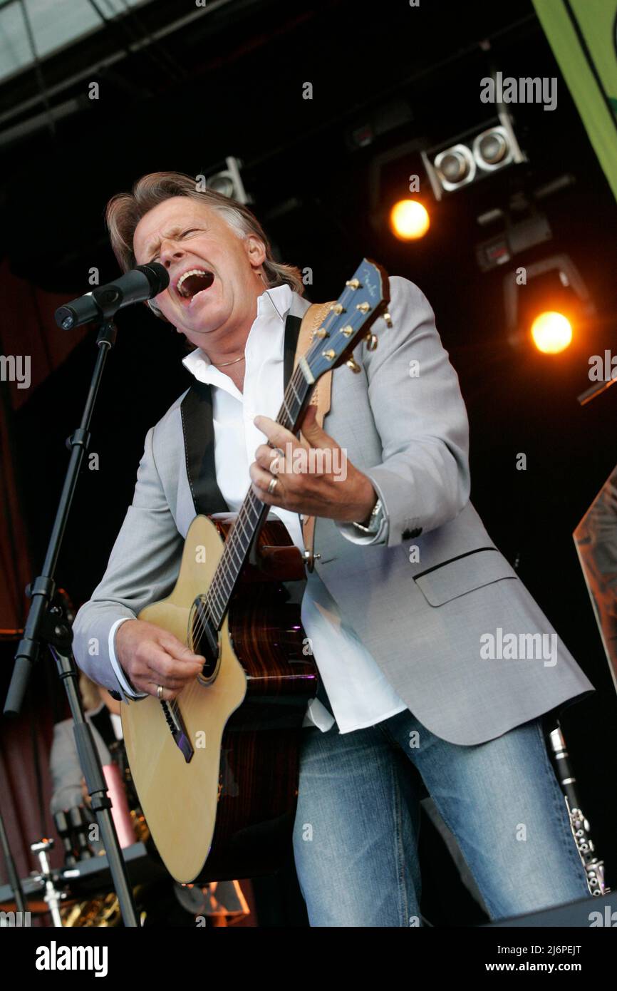 Sven-Erik Magnusson, in the picture, with his band Sven-Ingvars on folk ...