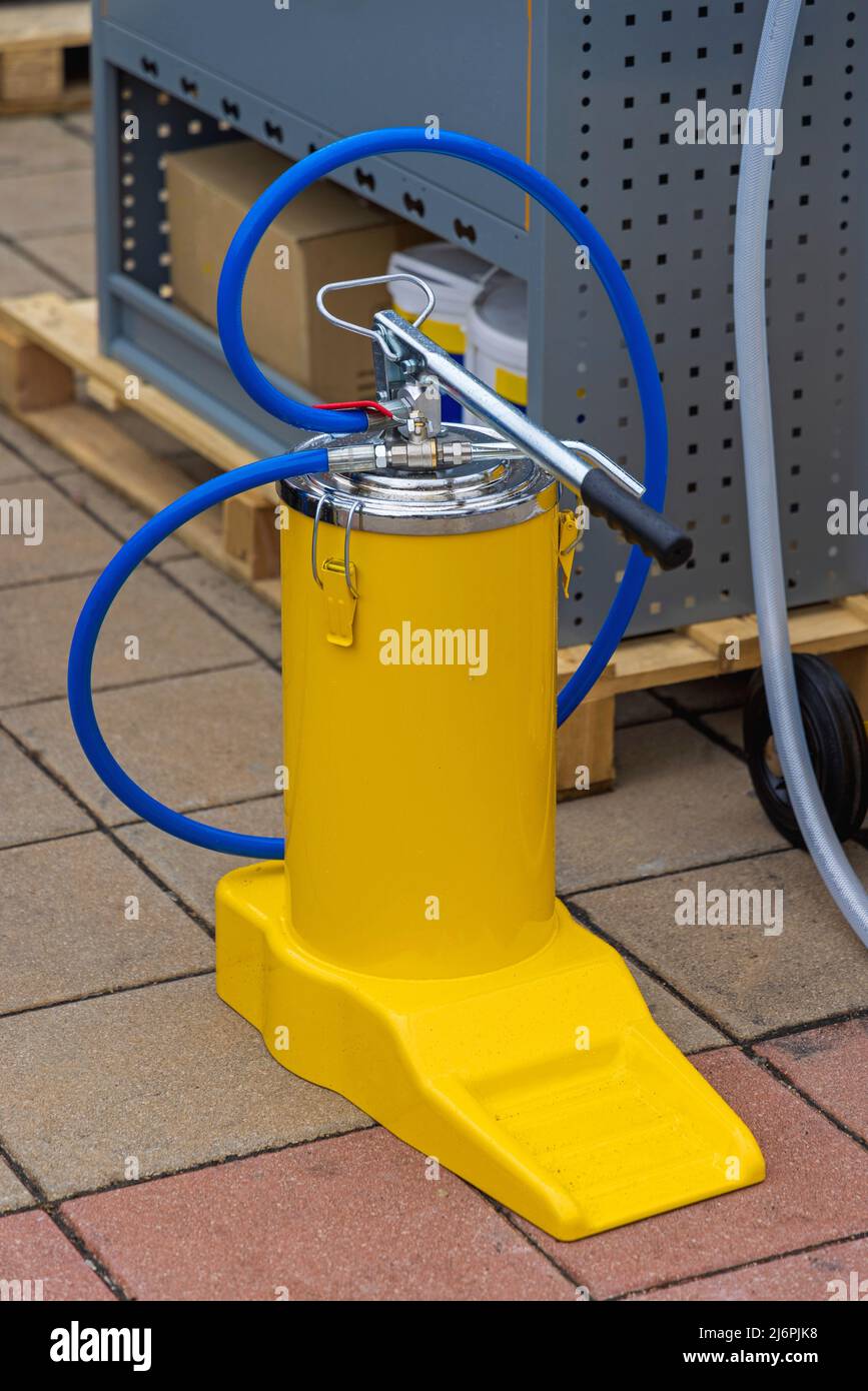 Manual Grease Pump Lubrication Device Service Garage Equipment Stock ...