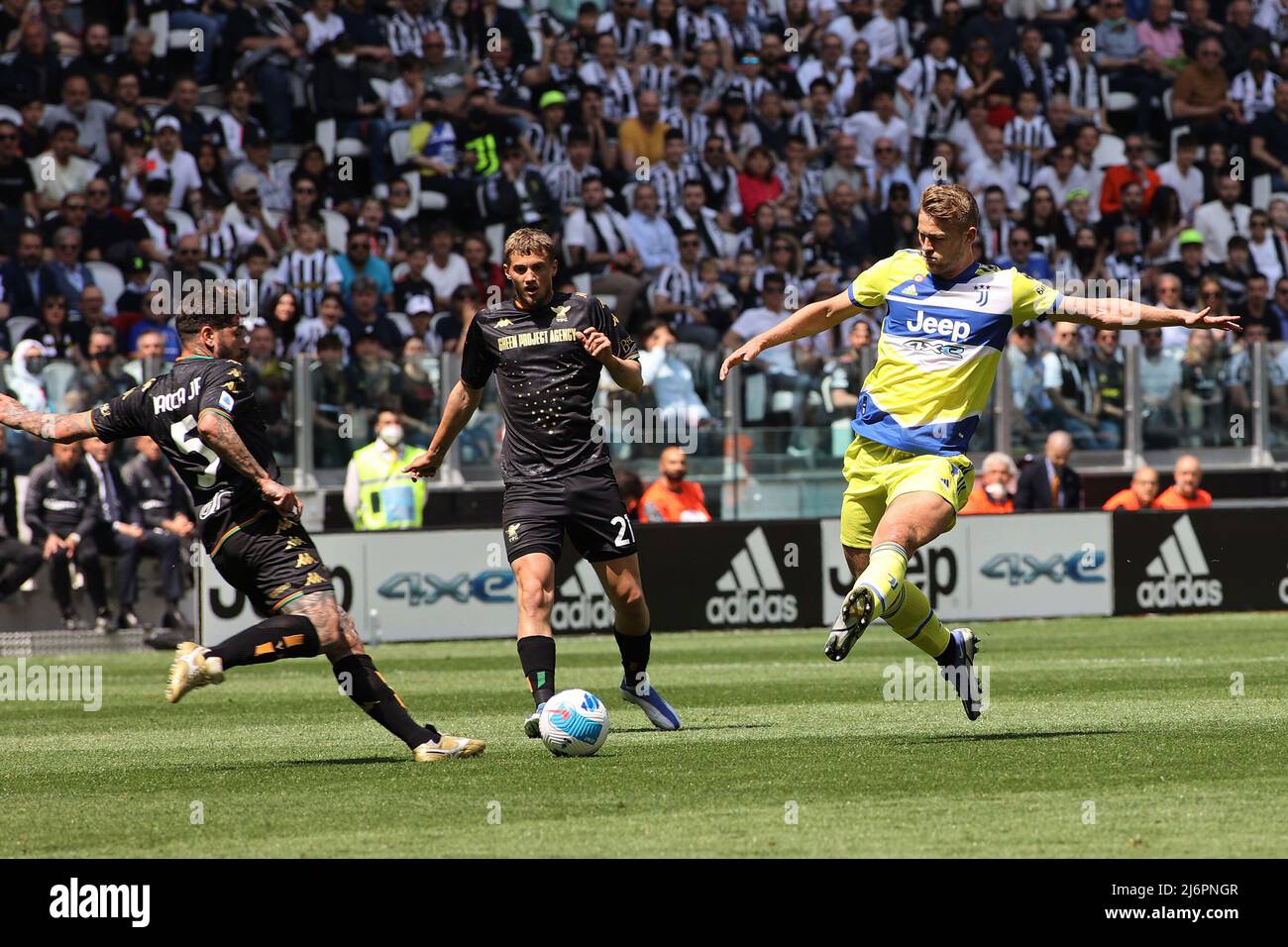 Allianz Stadium, Turin, Italy, May 01, 2022, Matthijs De Ligt (Juventus ...