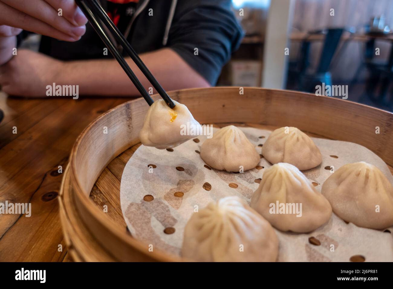Streamed dumpling hi-res stock photography and images - Alamy