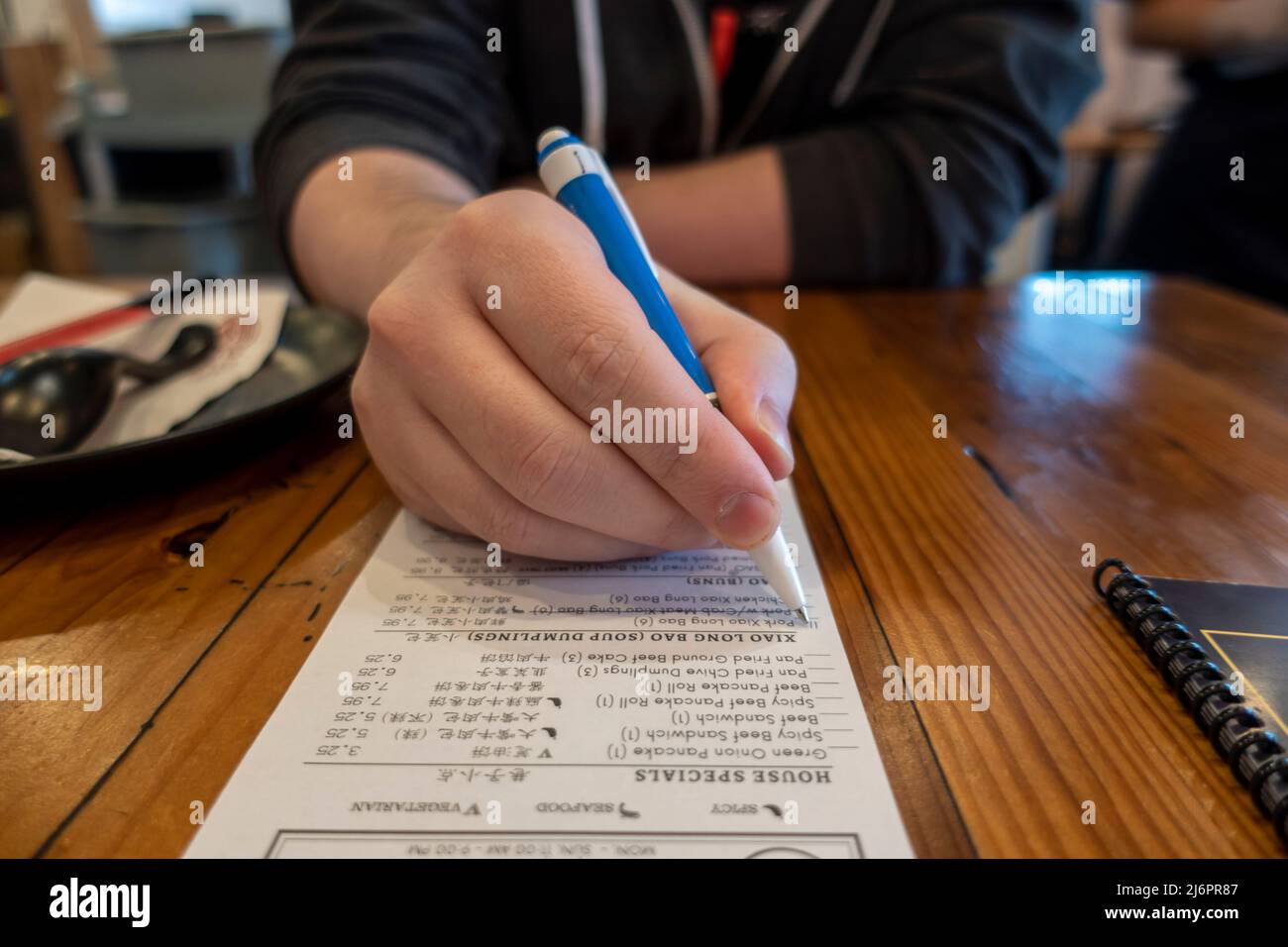 Placing order hi-res stock photography and images - Alamy