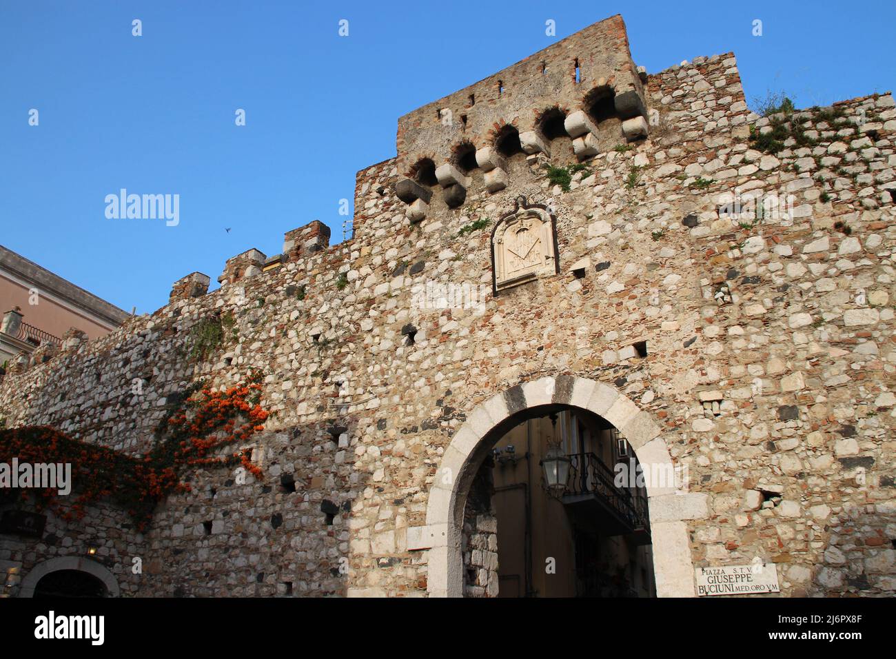 medieval (?) gate (porta catania) in taormina in sicily (italy Stock ...