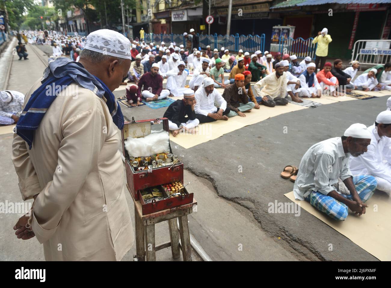 May 3, 2022, Kolkata, West Bengal, India: People from the Muslim ...