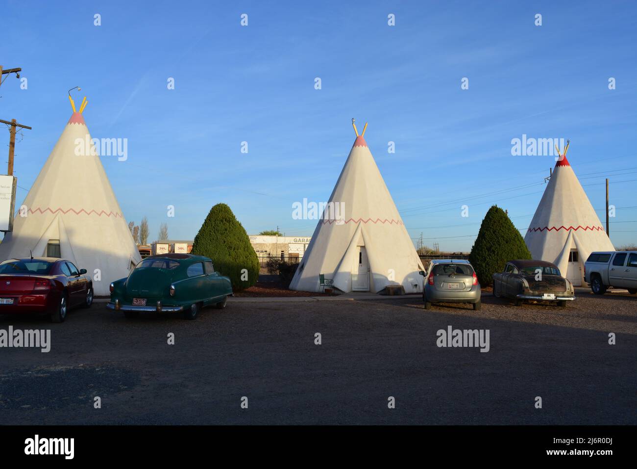 Legendary motel on route 66 hi-res stock photography and images - Alamy