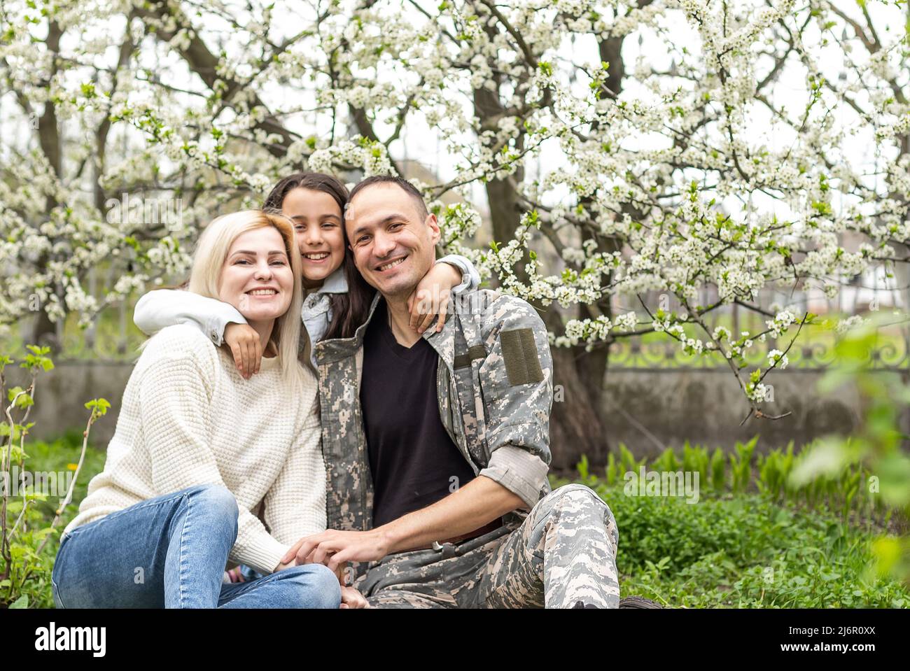 Handsome soldier reunited family hi-res stock photography and images ...