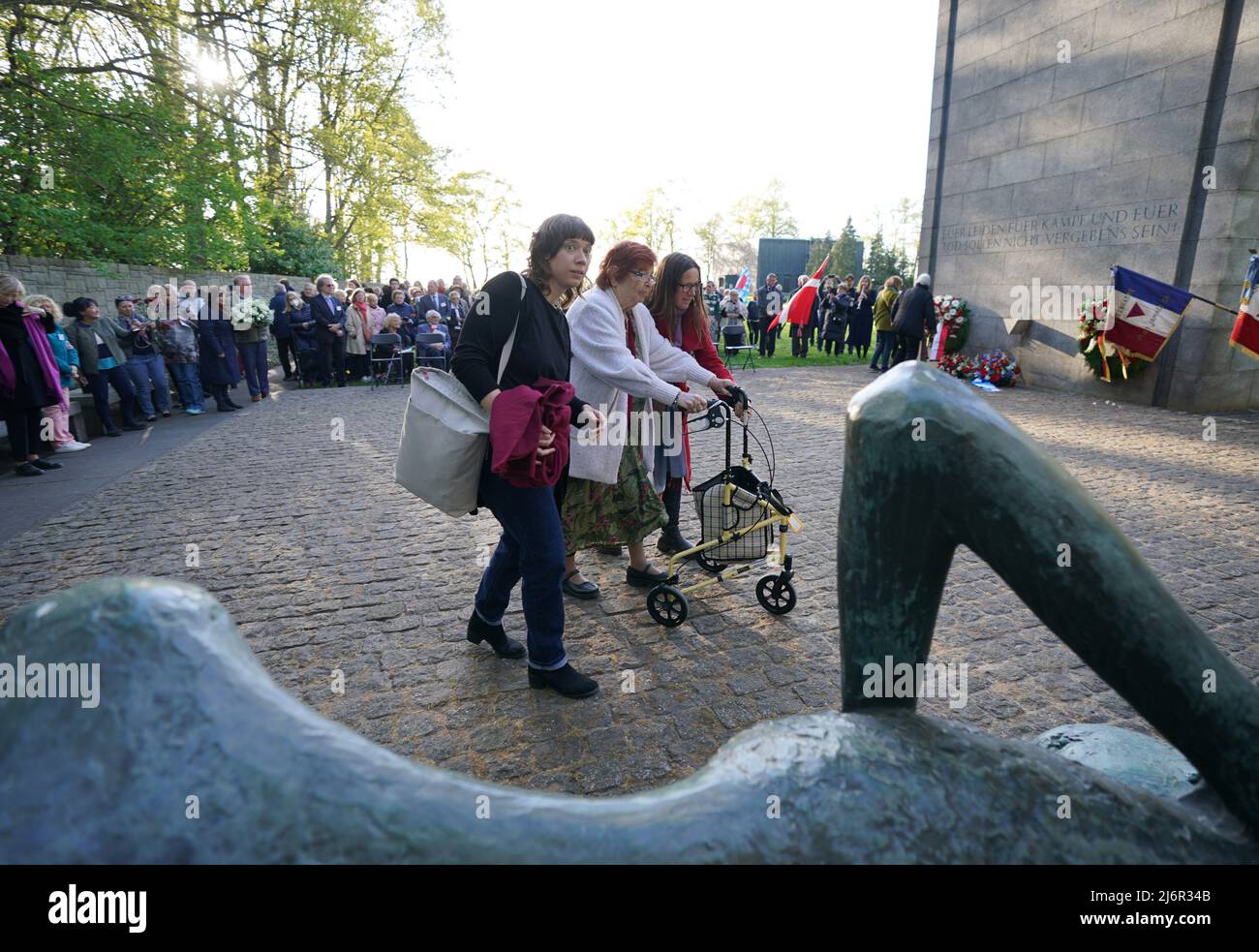 03 May 2022, Hamburg: Helga Melmed (M) from the USA, survivor of ...