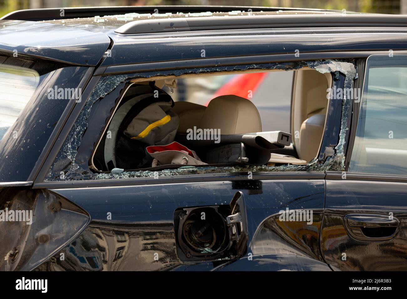 Broken car windows seen hi-res stock photography and images - Alamy
