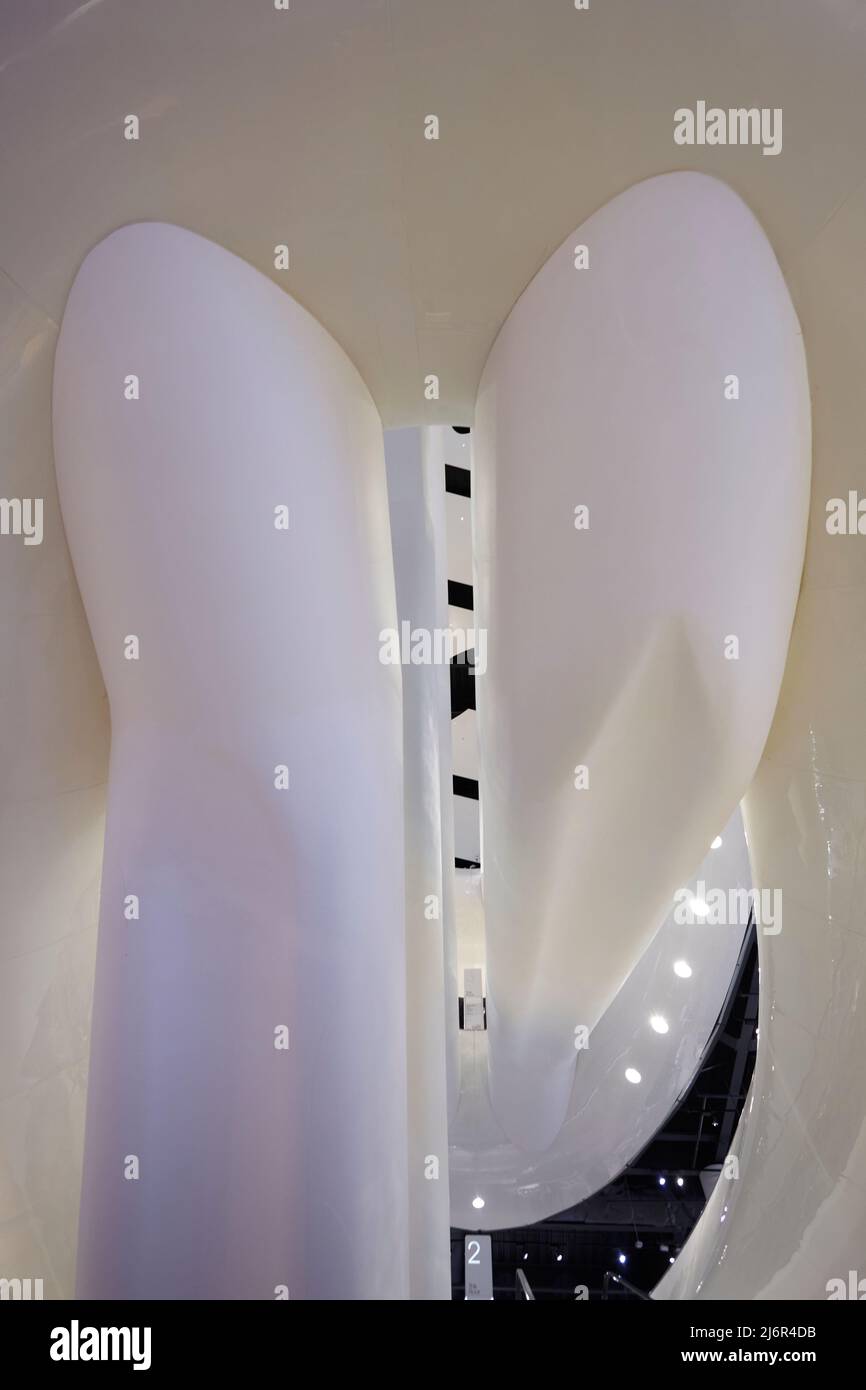 Interior of selfridges building hi-res stock photography and images - Alamy