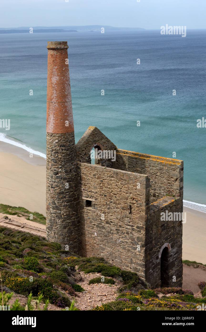 Wheal Coates, St. Agnes Bay, Cornwall - 2 July 202: views of St. Agnes ...