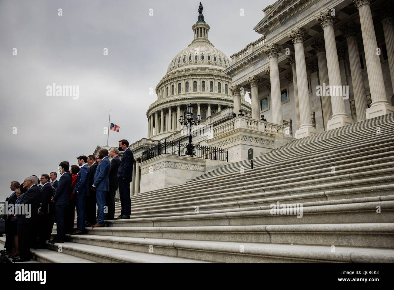 117th congress capitol steps hi-res stock photography and images - Alamy